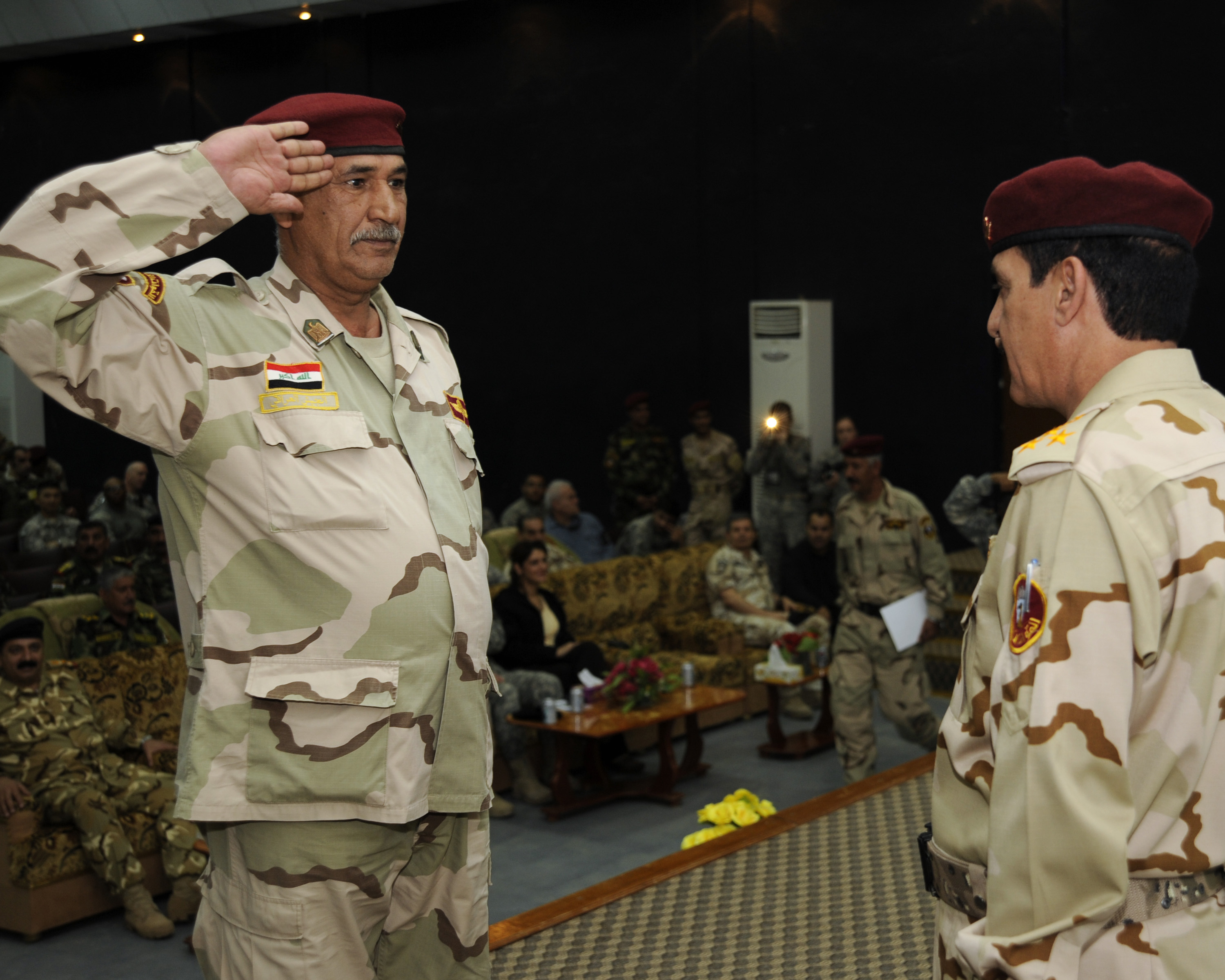 Airman brings advice, friendship to Iraqi sergeant major > U.S. Air ...