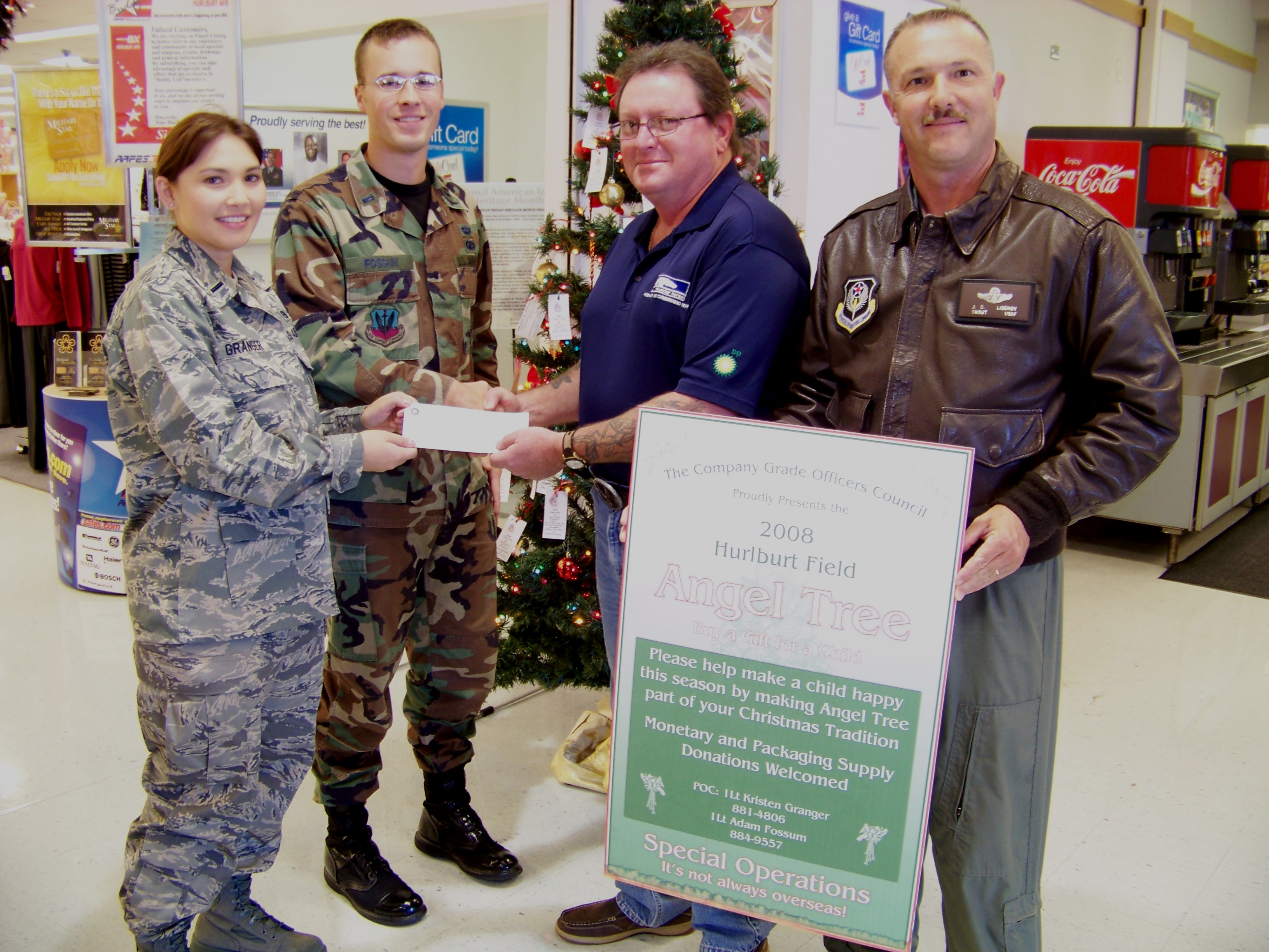 Angel Tree adorns BX lobby > Air Force Special Operations Command ...
