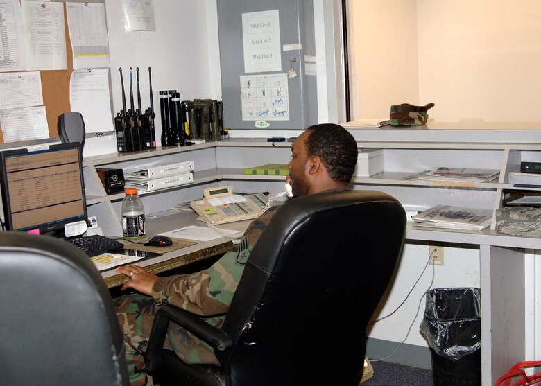 Vehicle dispatch driving forward > McConnell Air Force Base > Display