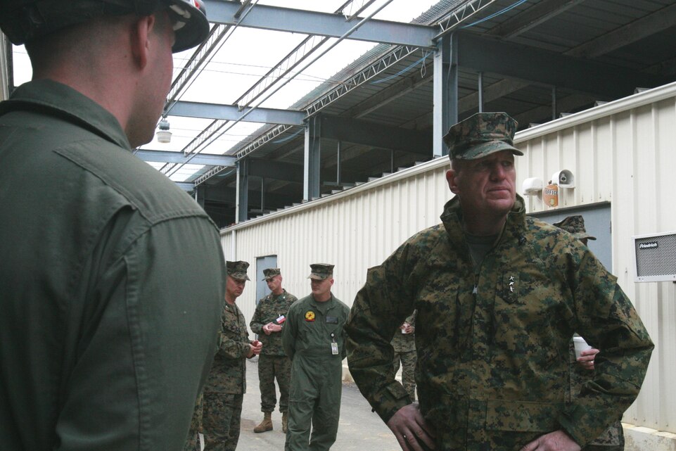 MARFORCOM CO visits CBIRF, gets inside look at CBIRF’s mission > United ...