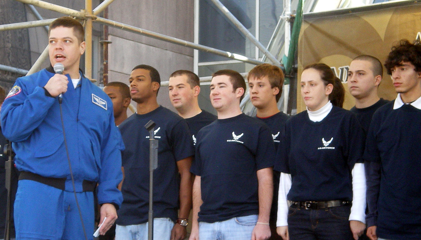 Future Airmen take oath at Louisiana Superdome > Air Force Accessions ...