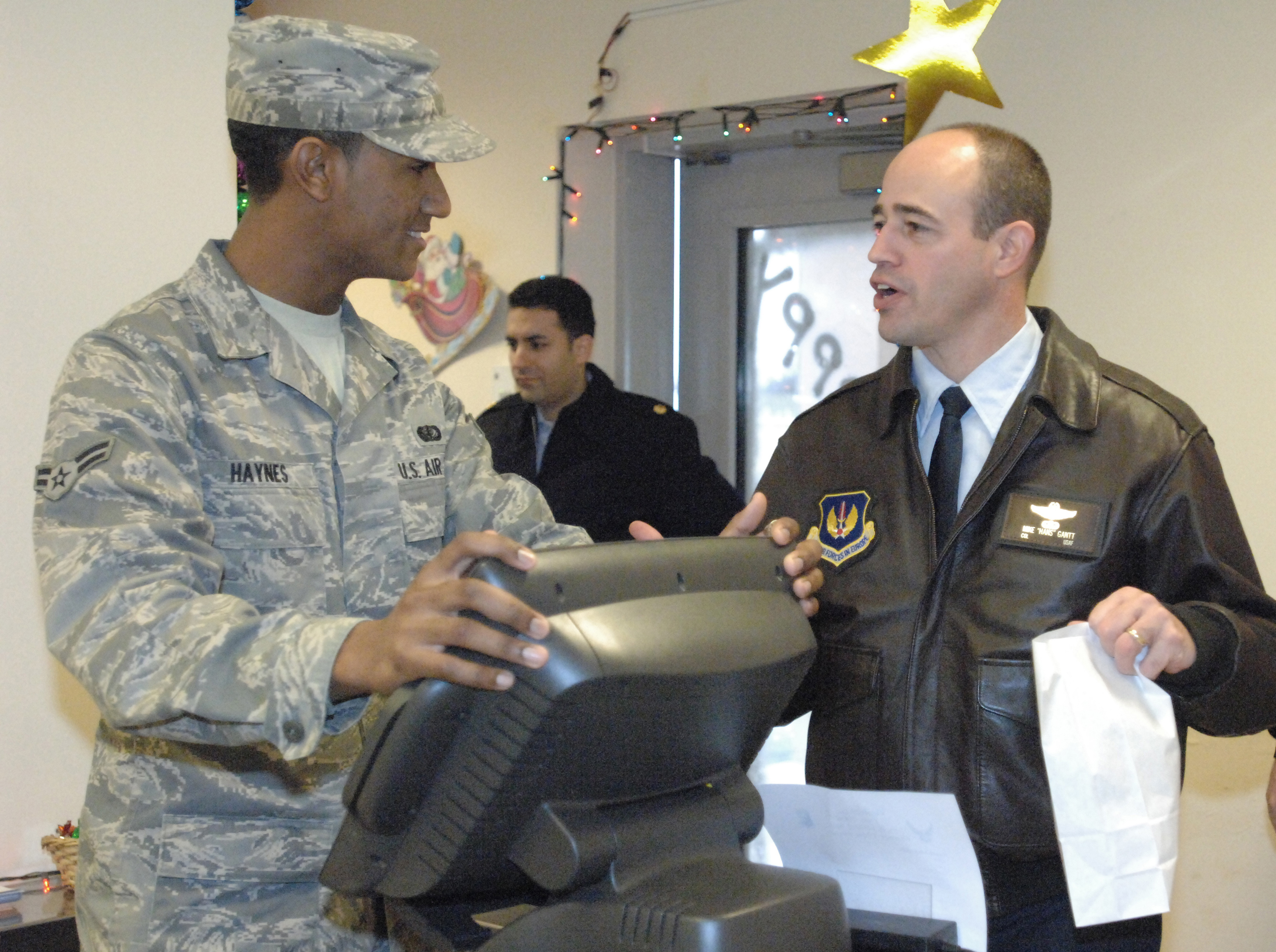 Grab-n-Go Flight Kitchen makes debut