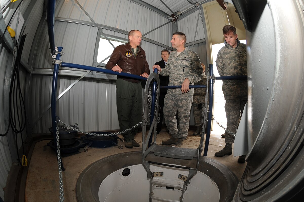 General Hoffman visits Hill > Hill Air Force Base > Article Display