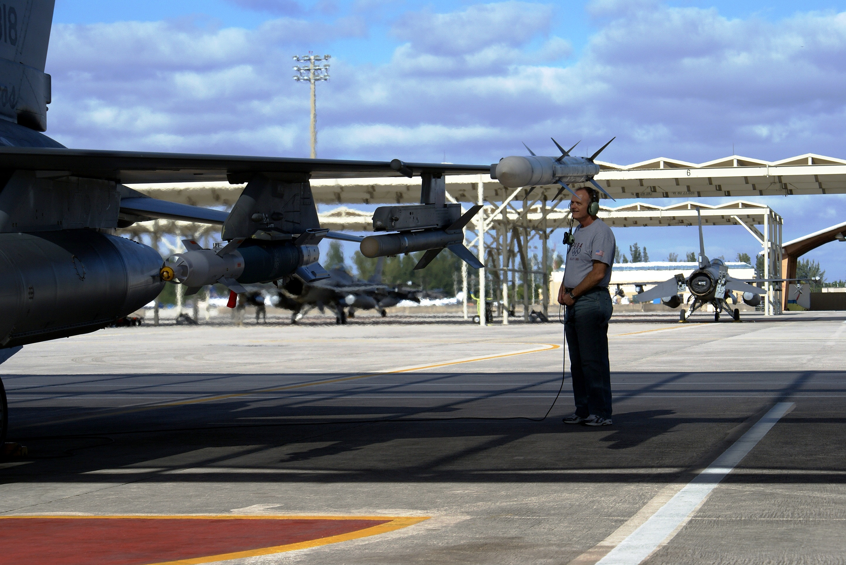 Crew chief for a day > Homestead Air Reserve Base > Article Display