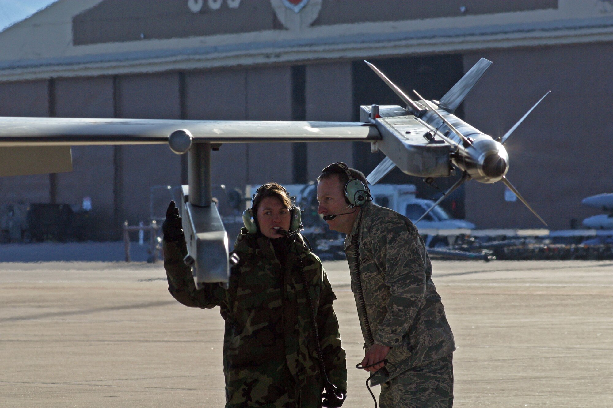 Wing commander becomes crew chief for a day > 419th Fighter Wing ...