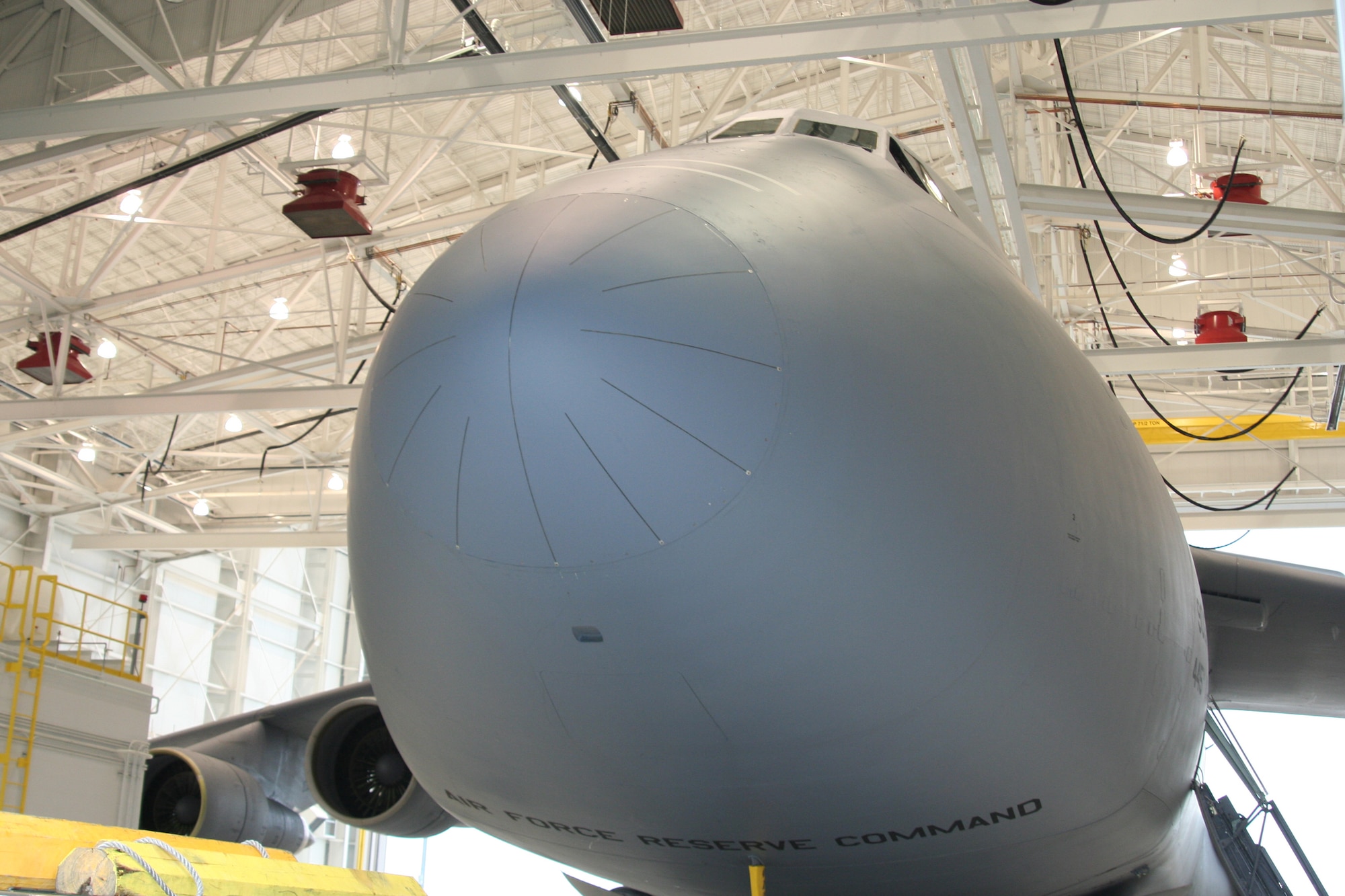 C-5 has new accomodations > 445th Airlift Wing > Article Display