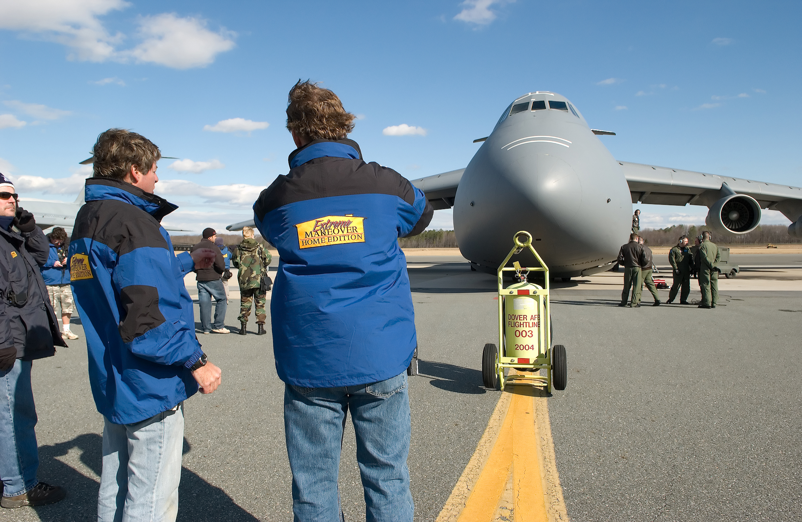 'Extreme Makeover' films at Dover > Air Force > Article Display