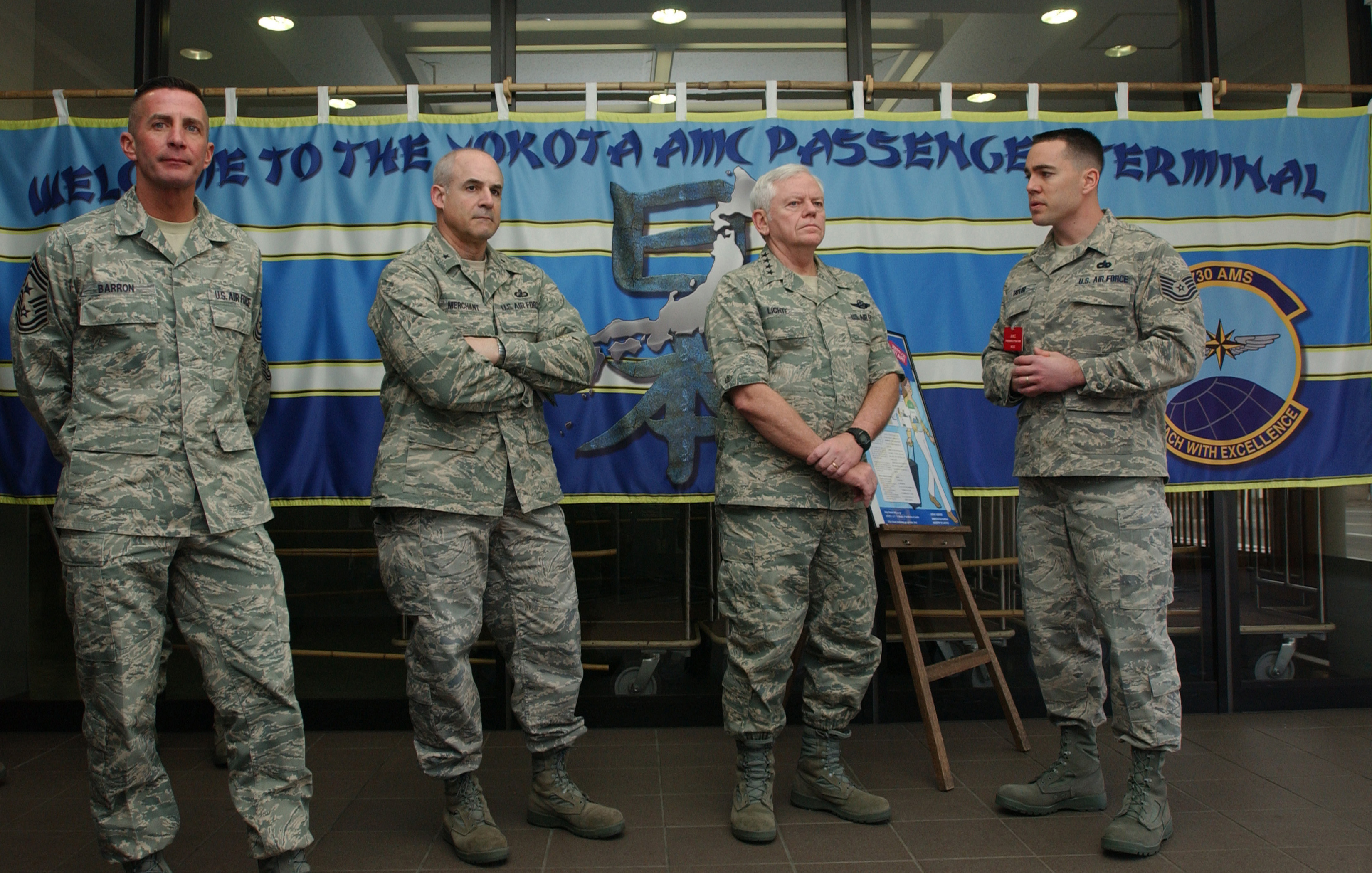 AMC Commander visits Yokota > Yokota Air Base > Article Display