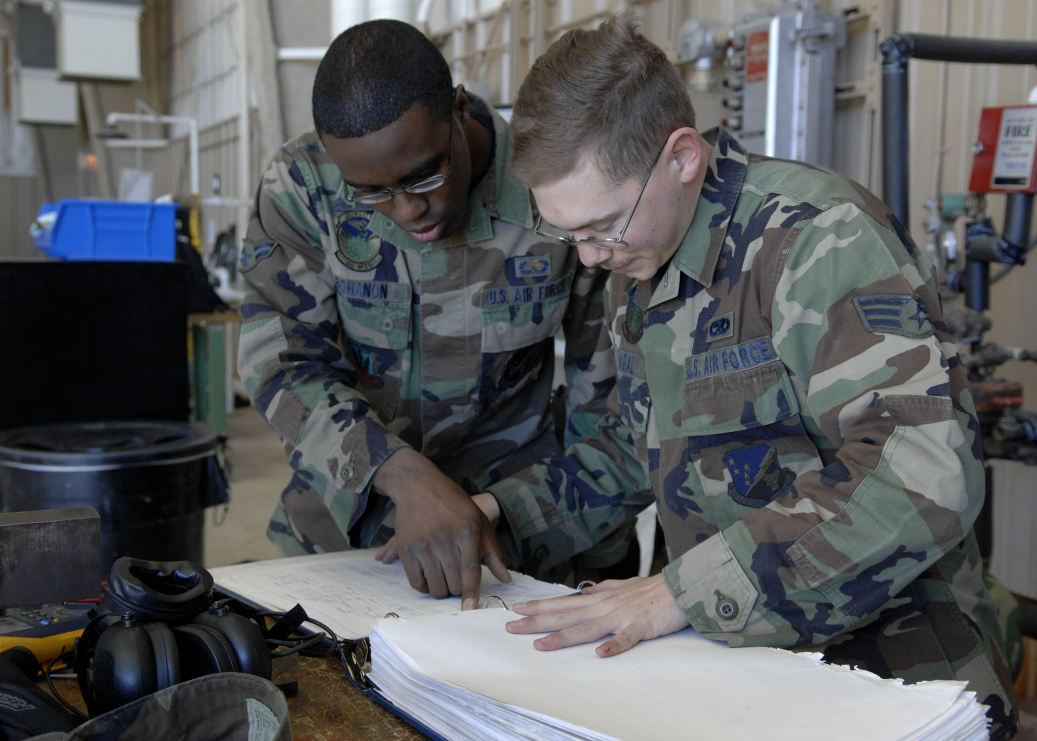Last phase inspection on the F-117A > Holloman Air Force Base > Article ...