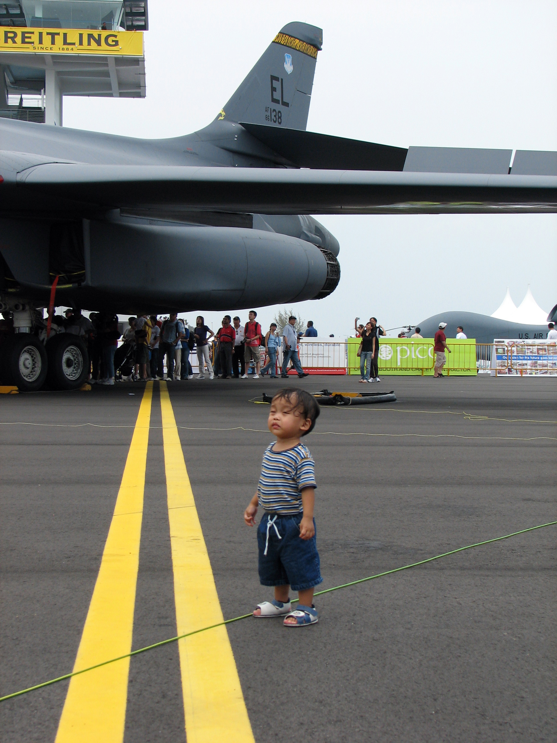 Static displays provide up close look at America > Pacific Air Forces ...