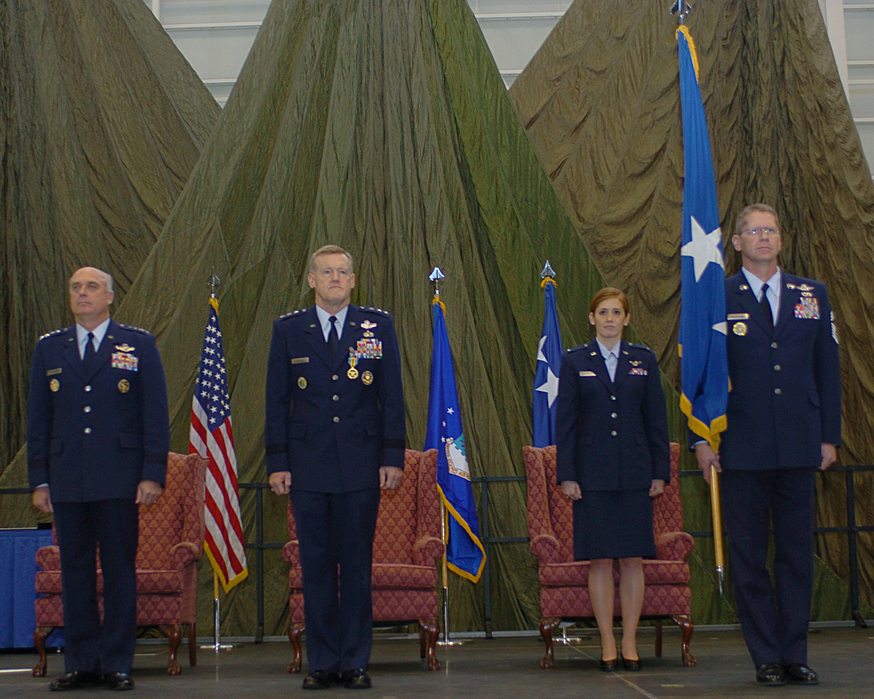 General Wright retires > Yokota Air Base > Article Display