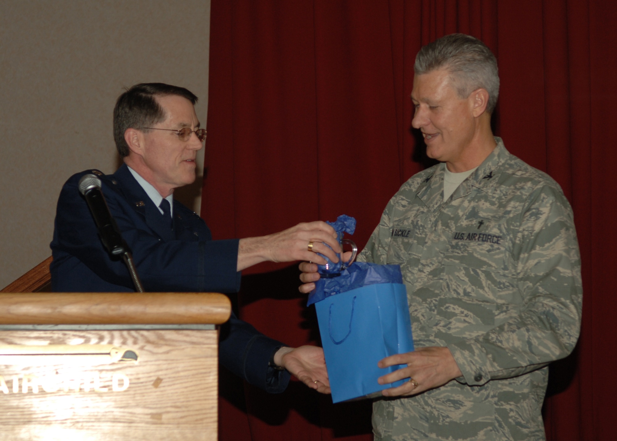 Fairchild joins nation in prayer > Fairchild Air Force Base > News