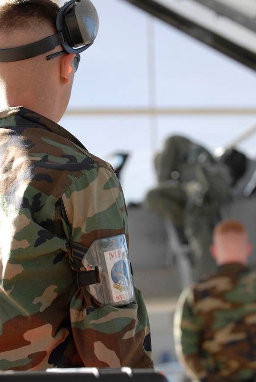 Tomorrow's Crew Chief - Mission Ready Airmen > Luke Air Force Base ...