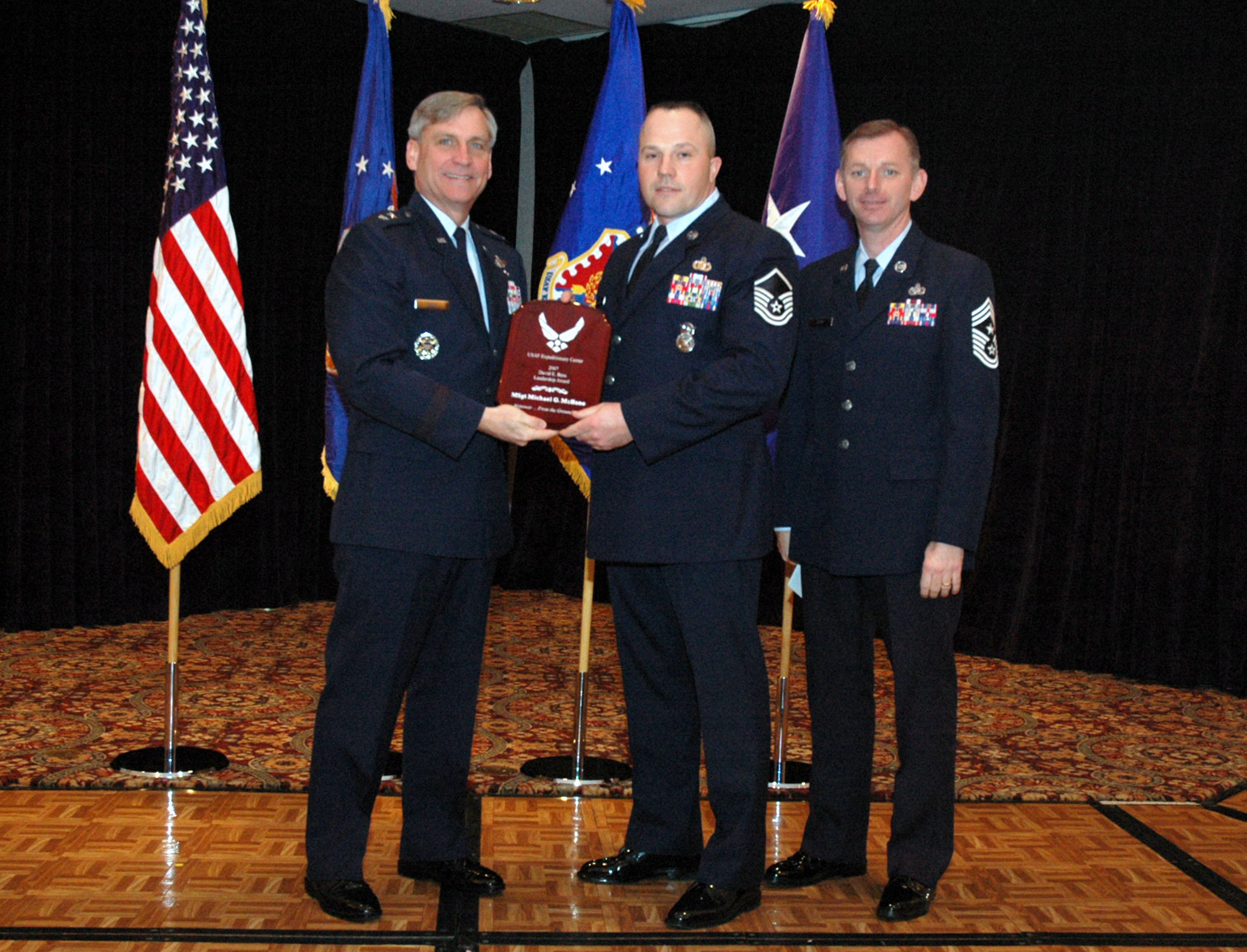 USAF EC 'Eagles' presented with 2007 awards > Twenty-First Air Force ...