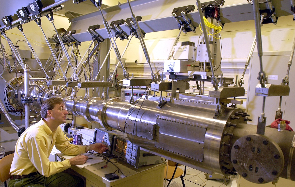 Researchers use unique wind tunnel to determine impact of hypersonic ...