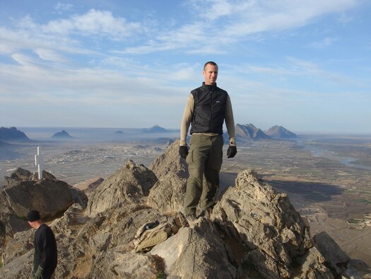 21 STS Airman wins Sijan award > Pope Field > Article Display