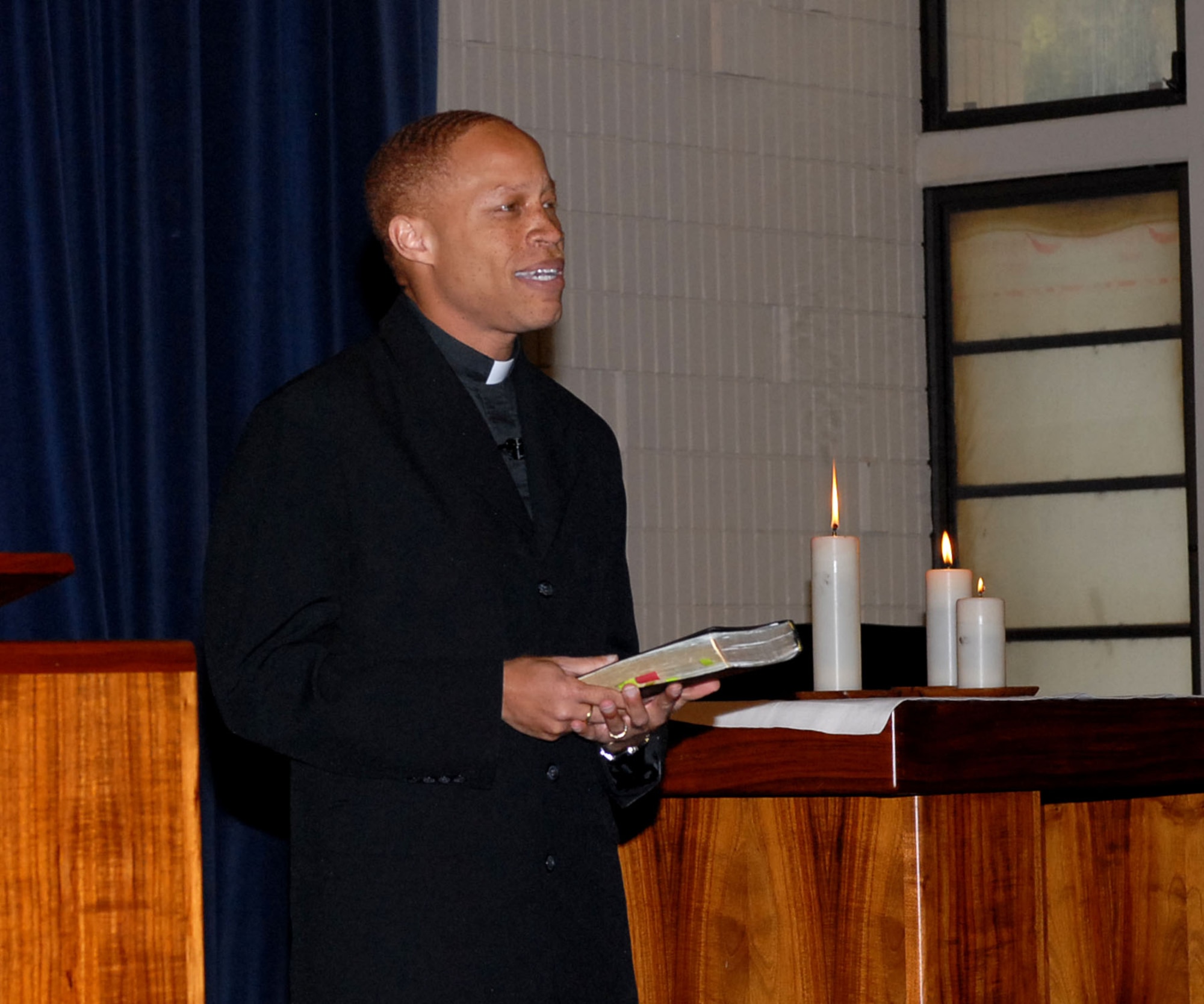 Hickam Chapel hosts MLK Observance > 15th Wing > Article Display