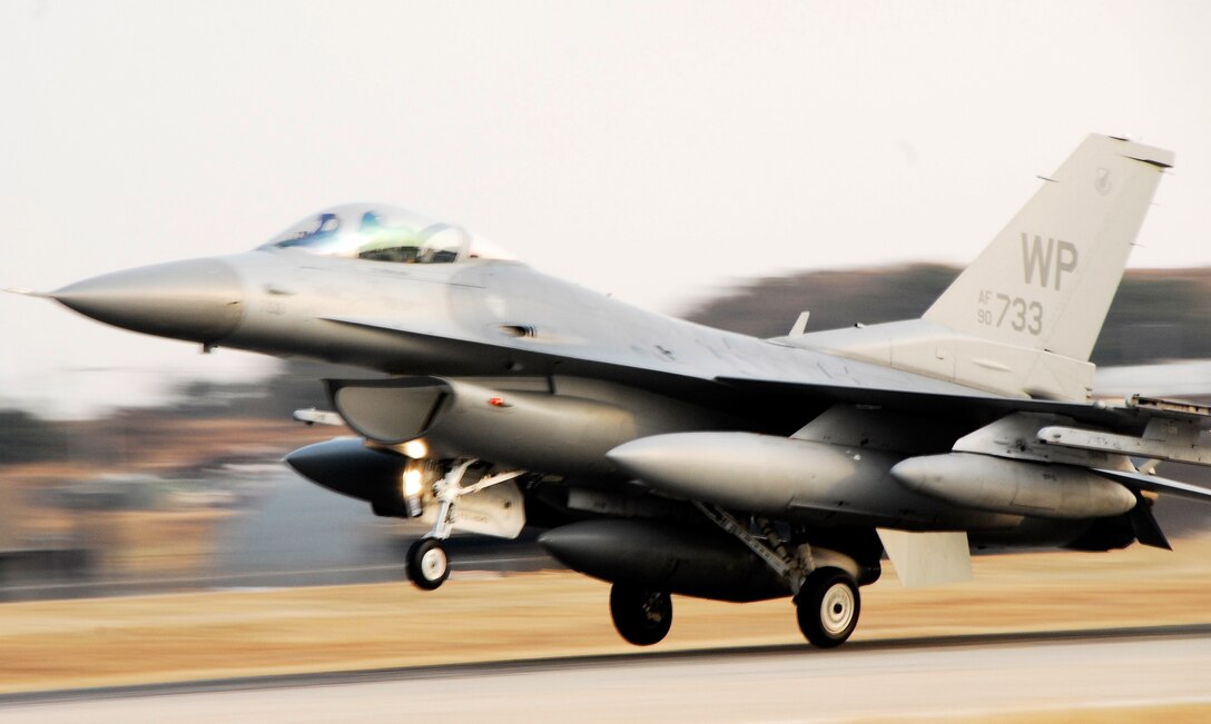 Kunsan receives F-16 Block 40s