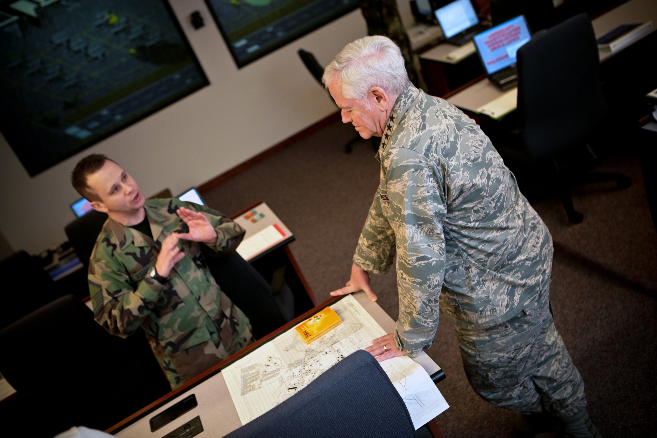 AMC commander visits USAF EC