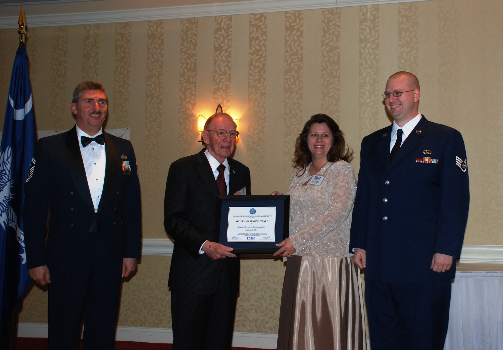 S.C. ESGR Awards Banquet > 315th Airlift Wing > Article Display