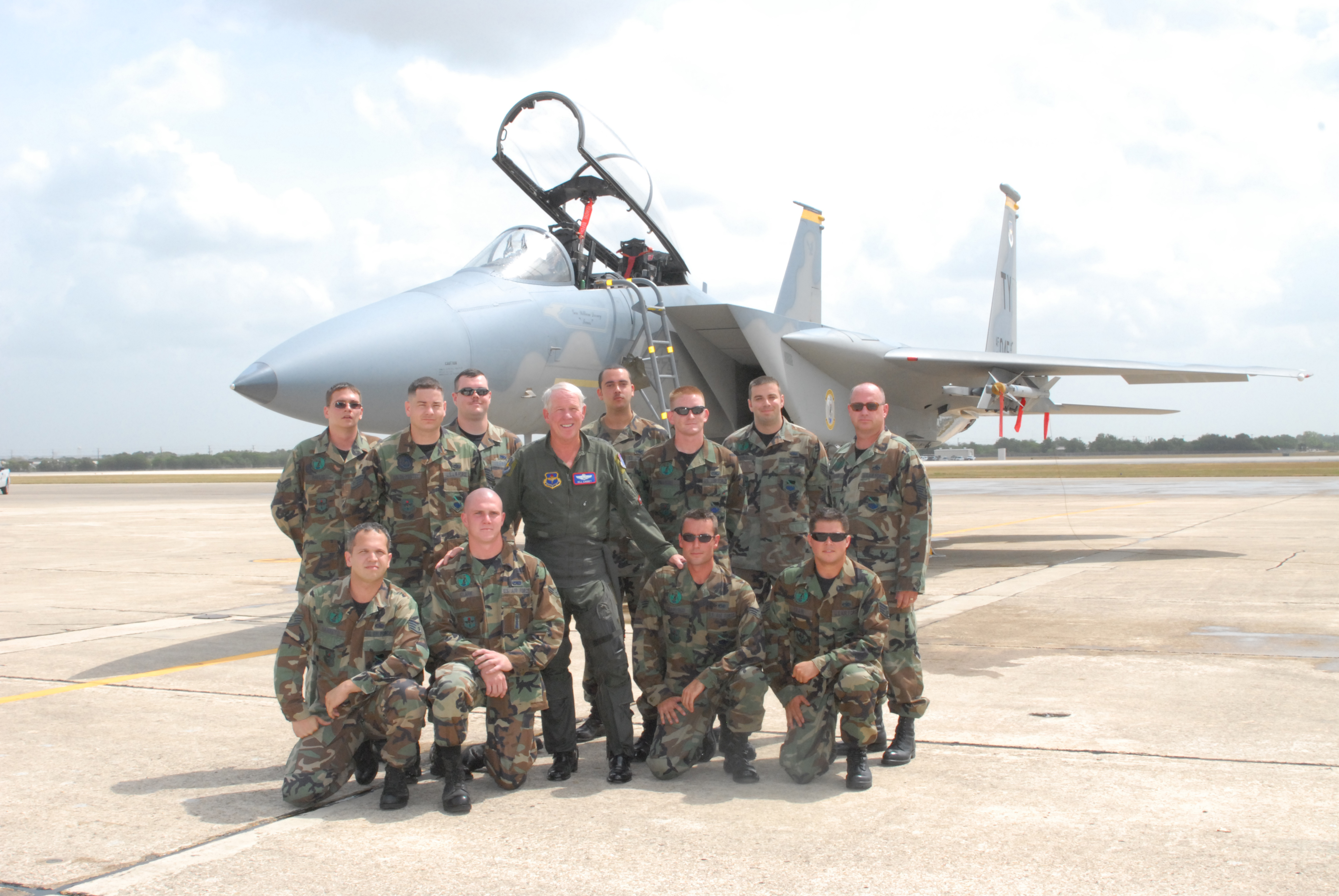 General Looney's fini flight