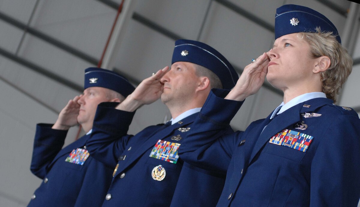 Lt. Col. Ginger Wallace assumes command of 488th IS July 2 > Royal Air ...