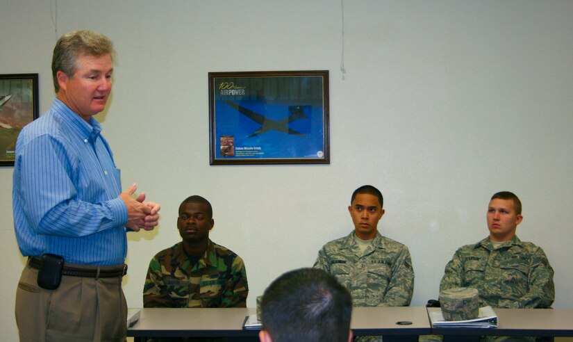 Former CMSAF visits Elmendorf > Joint Base Elmendorf-Richardson > News ...