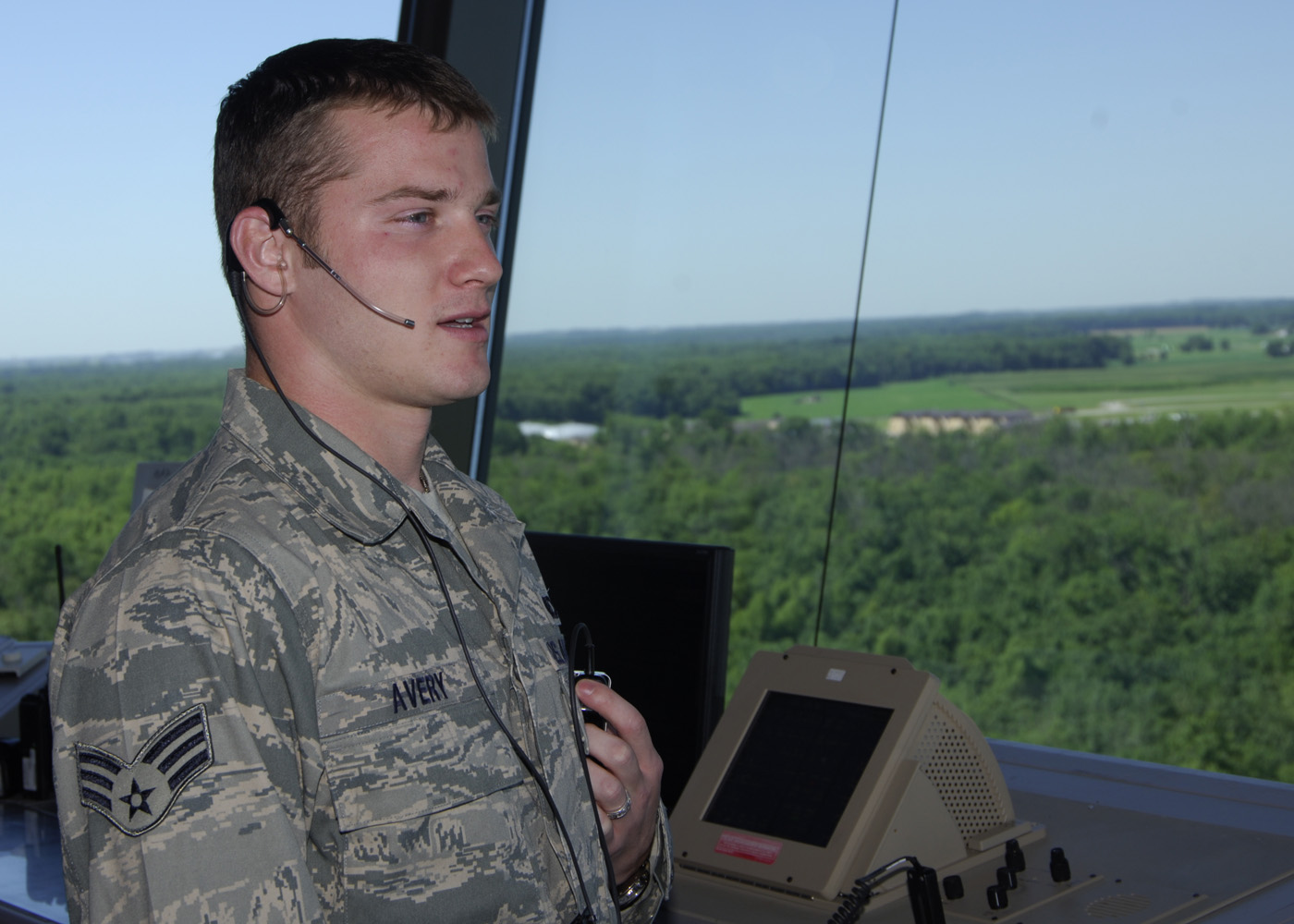 Airman earns Aircraft save award > Scott Air Force Base > Article Display