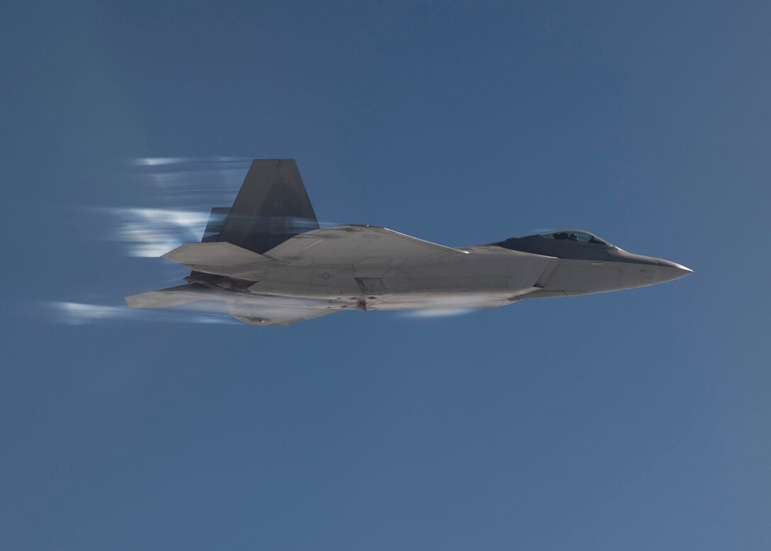 F-22 Raptor performs first supersonic SDB drop