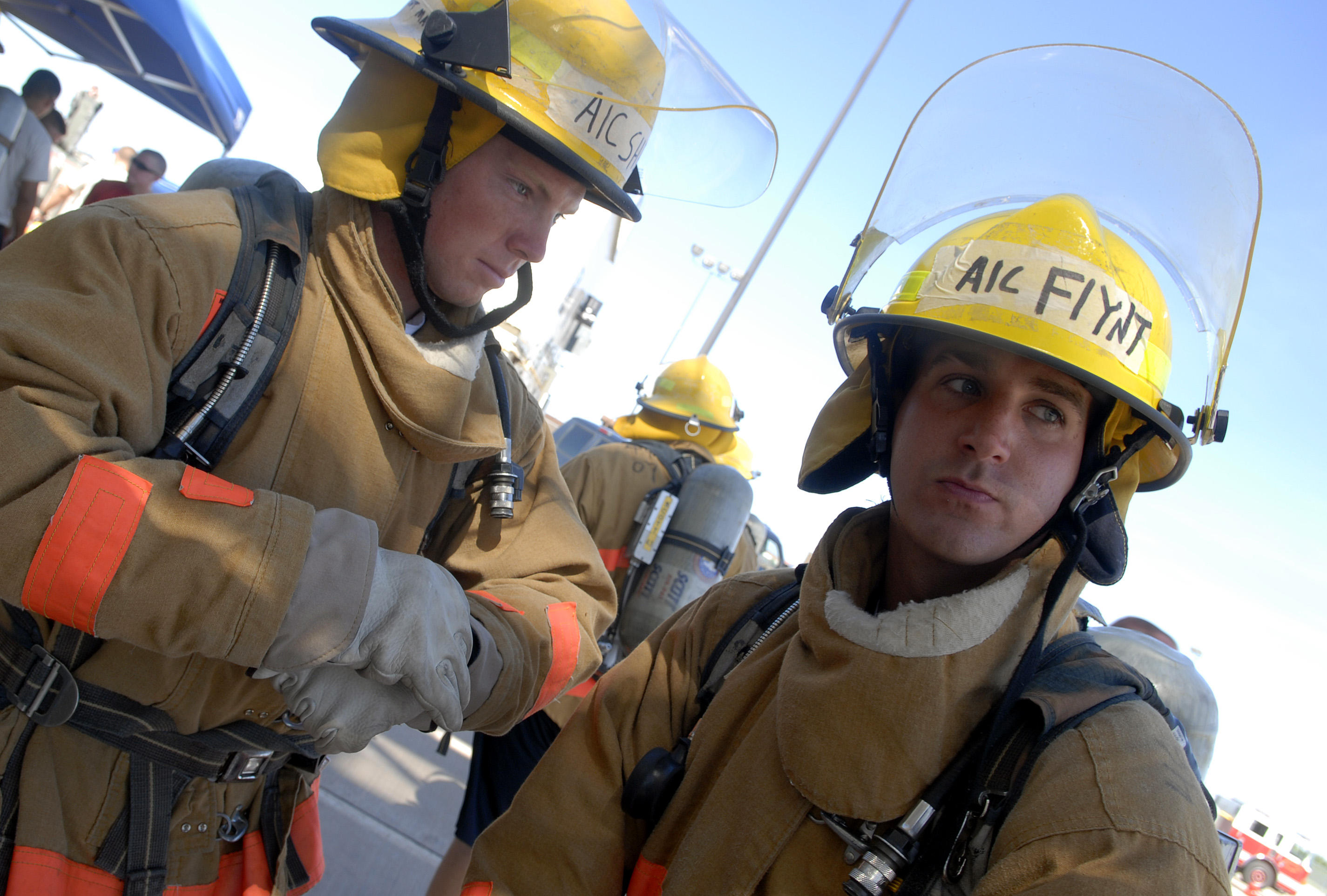 Rookie firefighter combat challenge heats up > Goodfellow Air Force ...