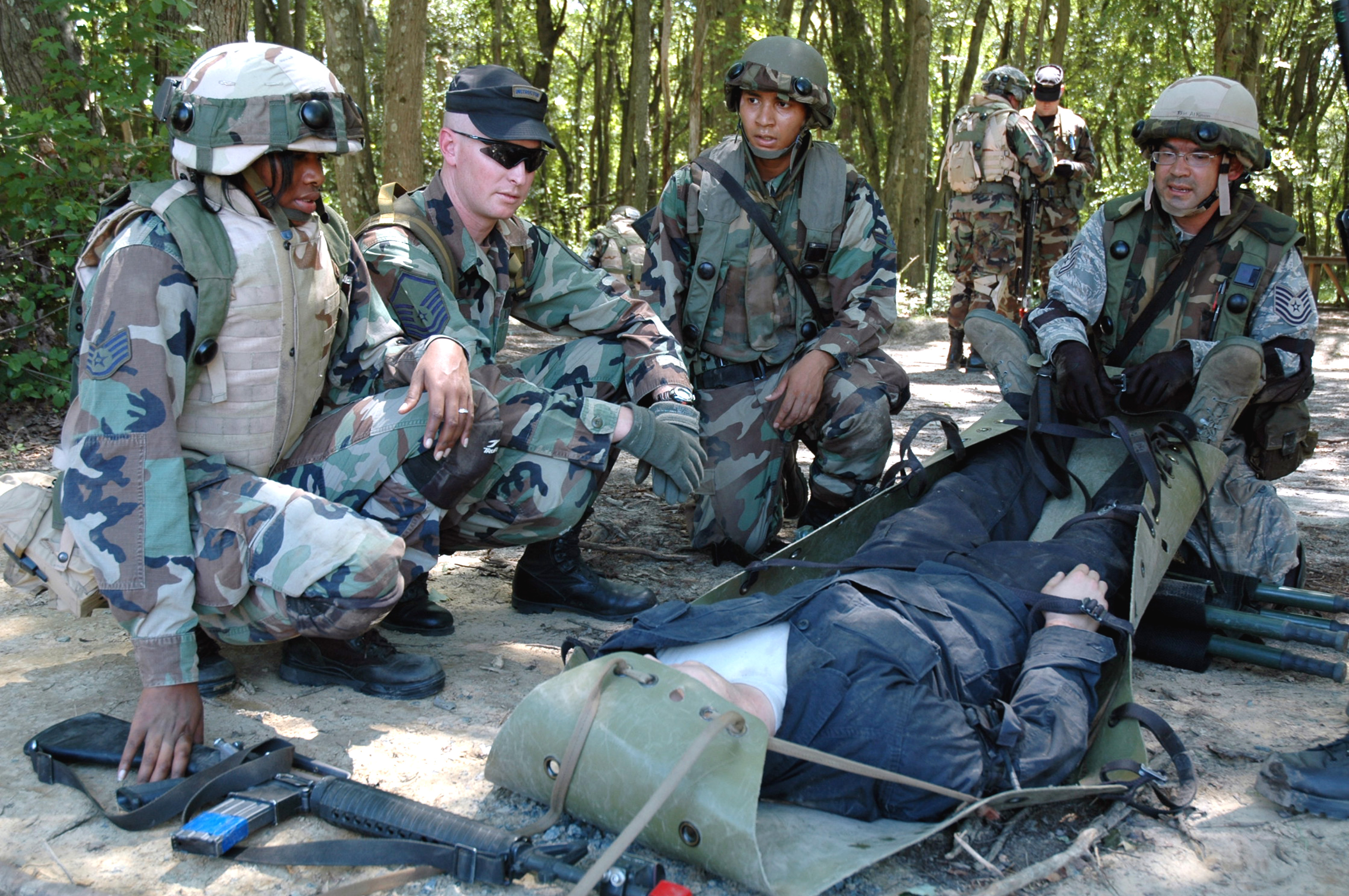 ACST: Students train in first aid for combat > Twenty-First Air Force ...