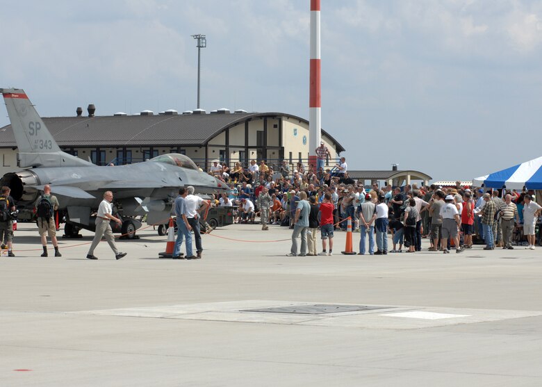 Spangdahlem Opens its Doors > Spangdahlem Air Base > Article Display