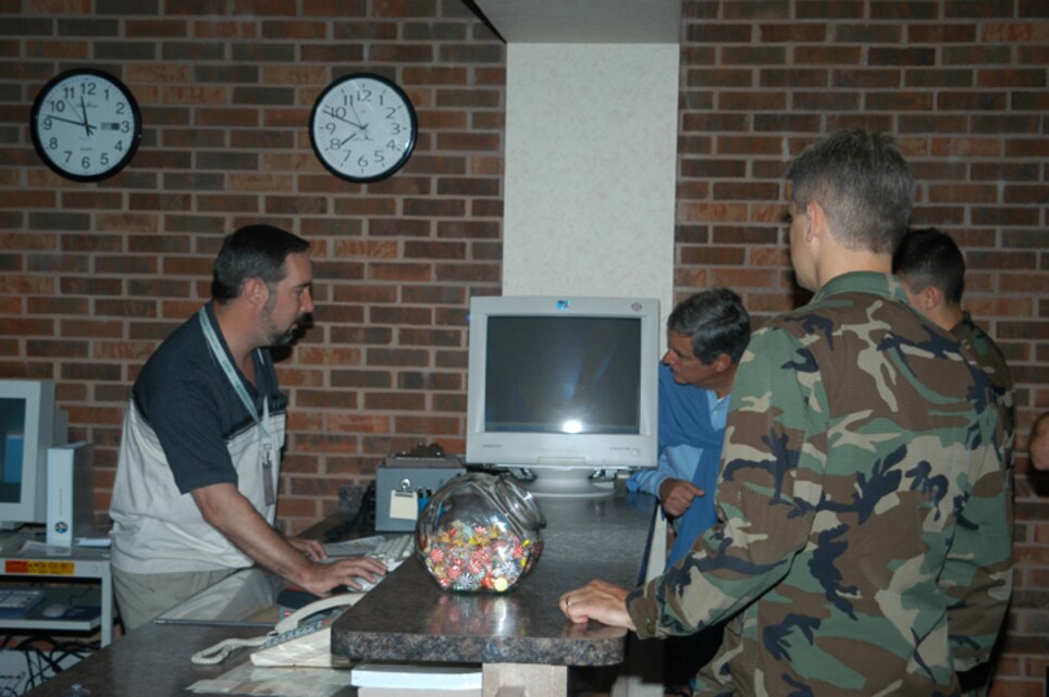 Weather briefing > United States Marine Corps Flagship > Messages Display