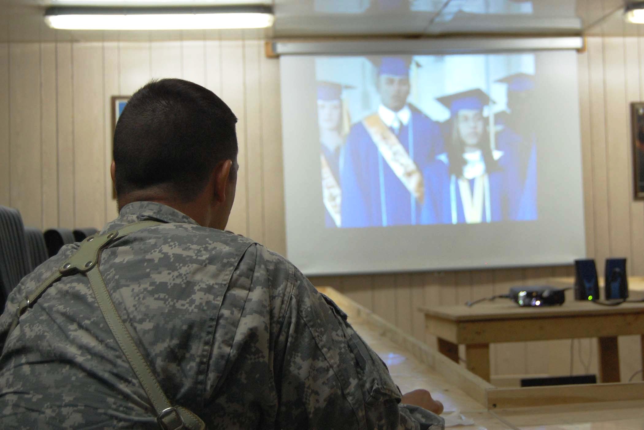 Army Sgt. First Class Thomas Irvin, 2nd Battalion, 159th Aviation ...