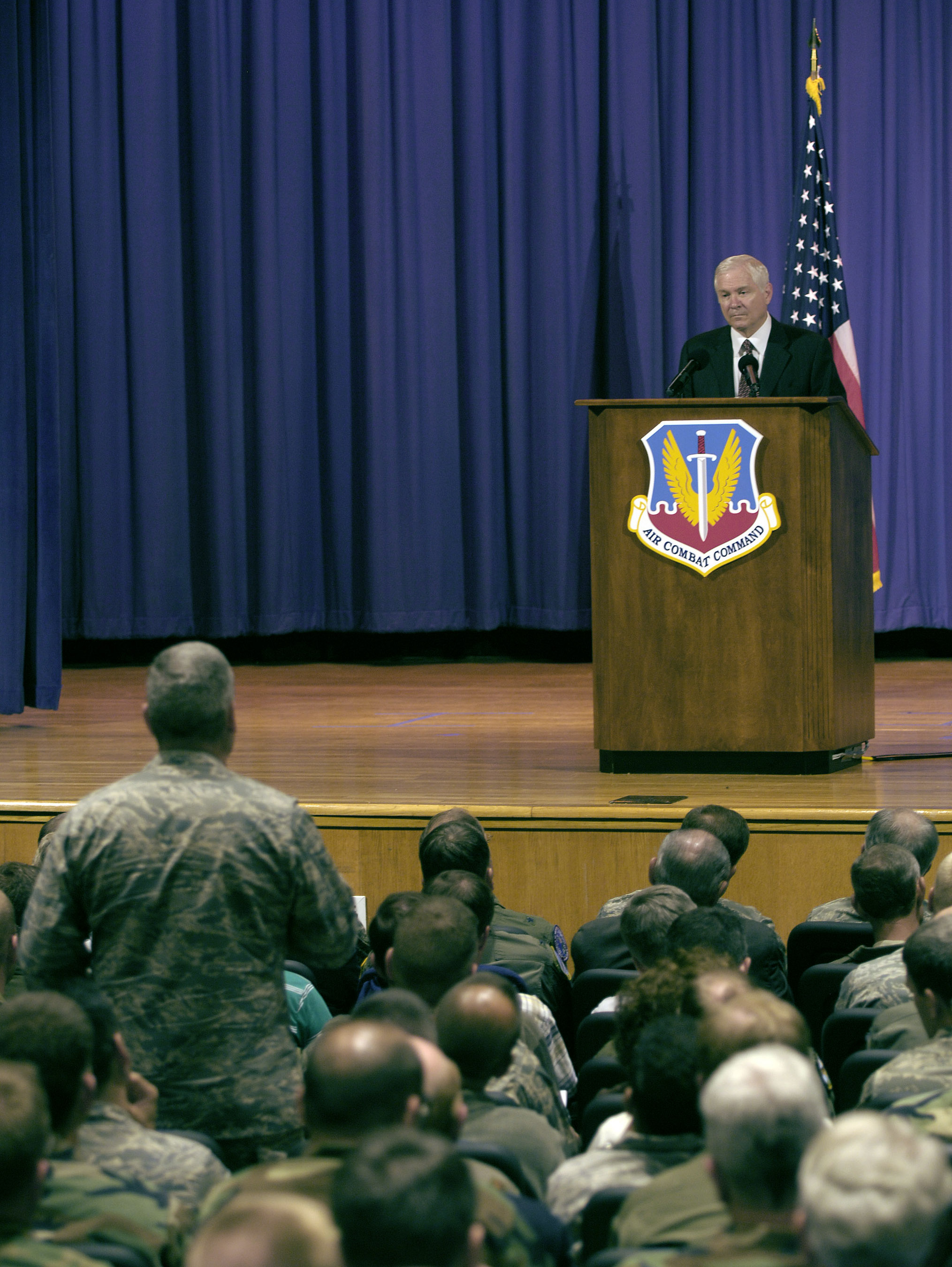 Secretary Gates cites Air Force's value in war on terrorism > Air Force ...