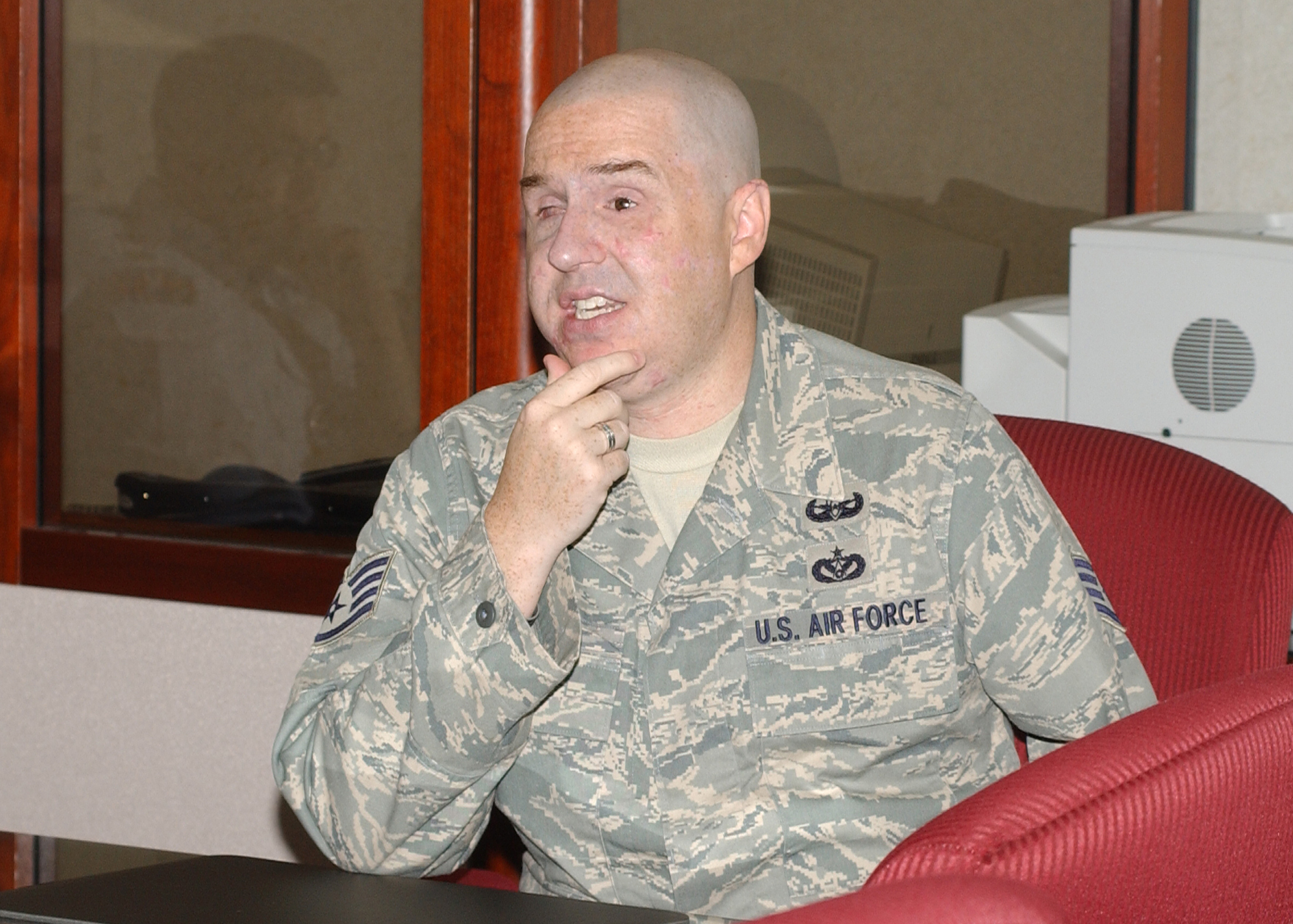 Purple Heart recipient shares story with 37 TRG > Joint Base San ...