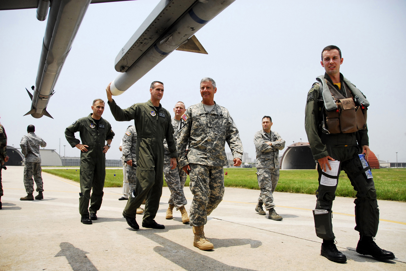 New USFK Commander visits Kunsan > Kunsan Air Base > Commentaries