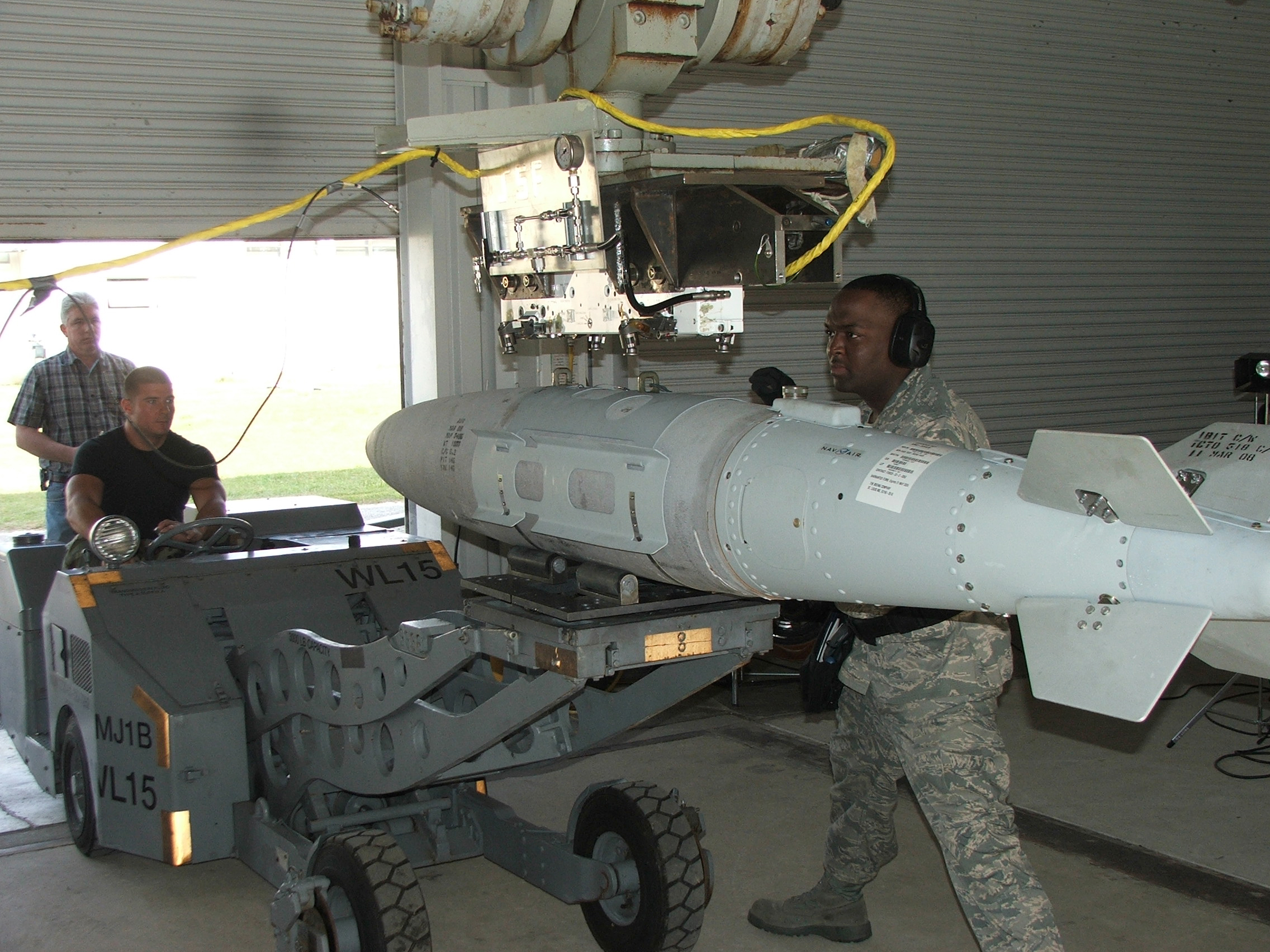 STEM facility conducts F-35 lanyard risk reduction test > Eglin Air ...