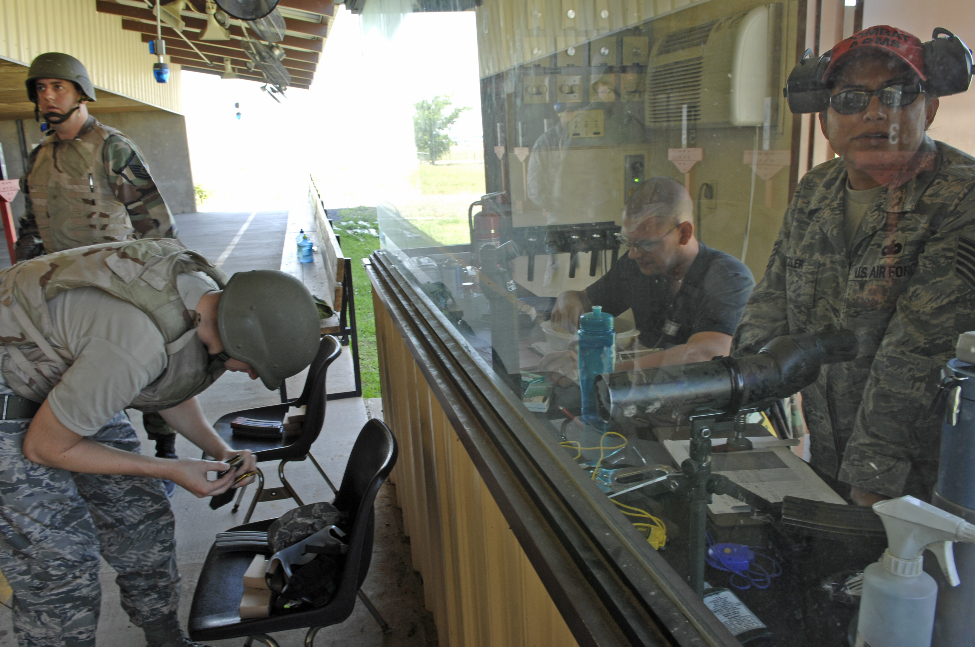 M-16A2 rifle qualification training