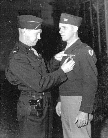 Col. Thompson awarded Bronze Star