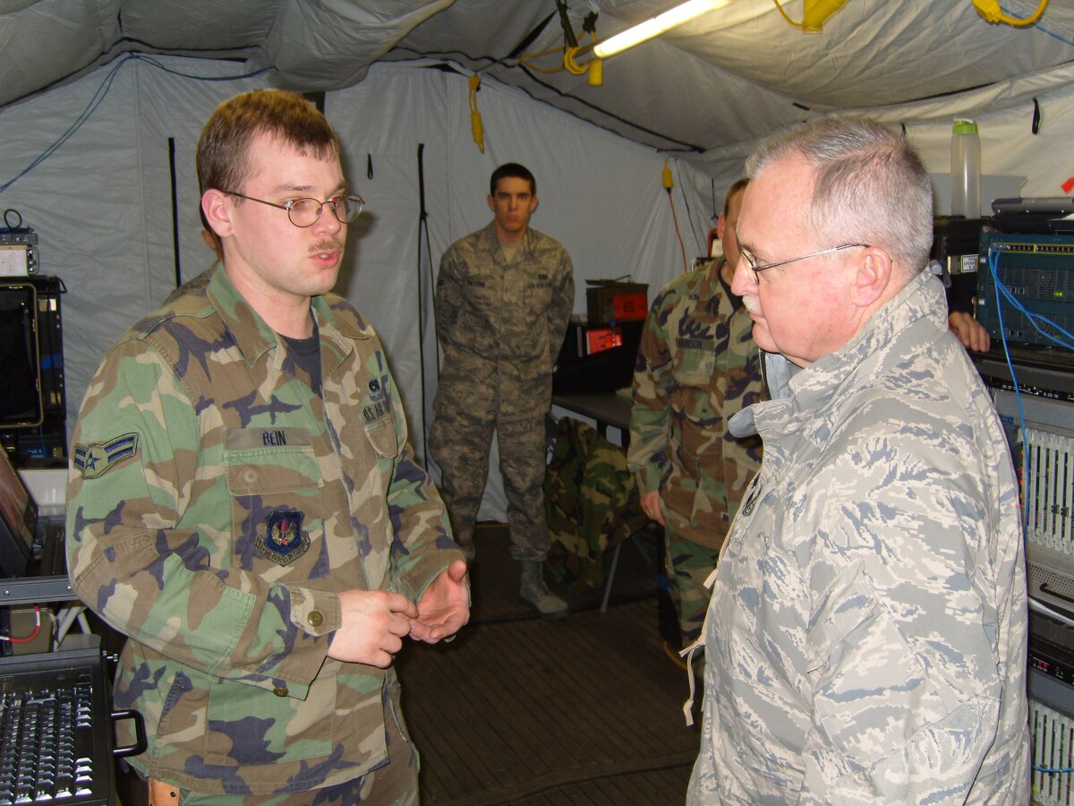 Combat Comm works Healthy Star exercise > Ramstein Air Base > Article ...