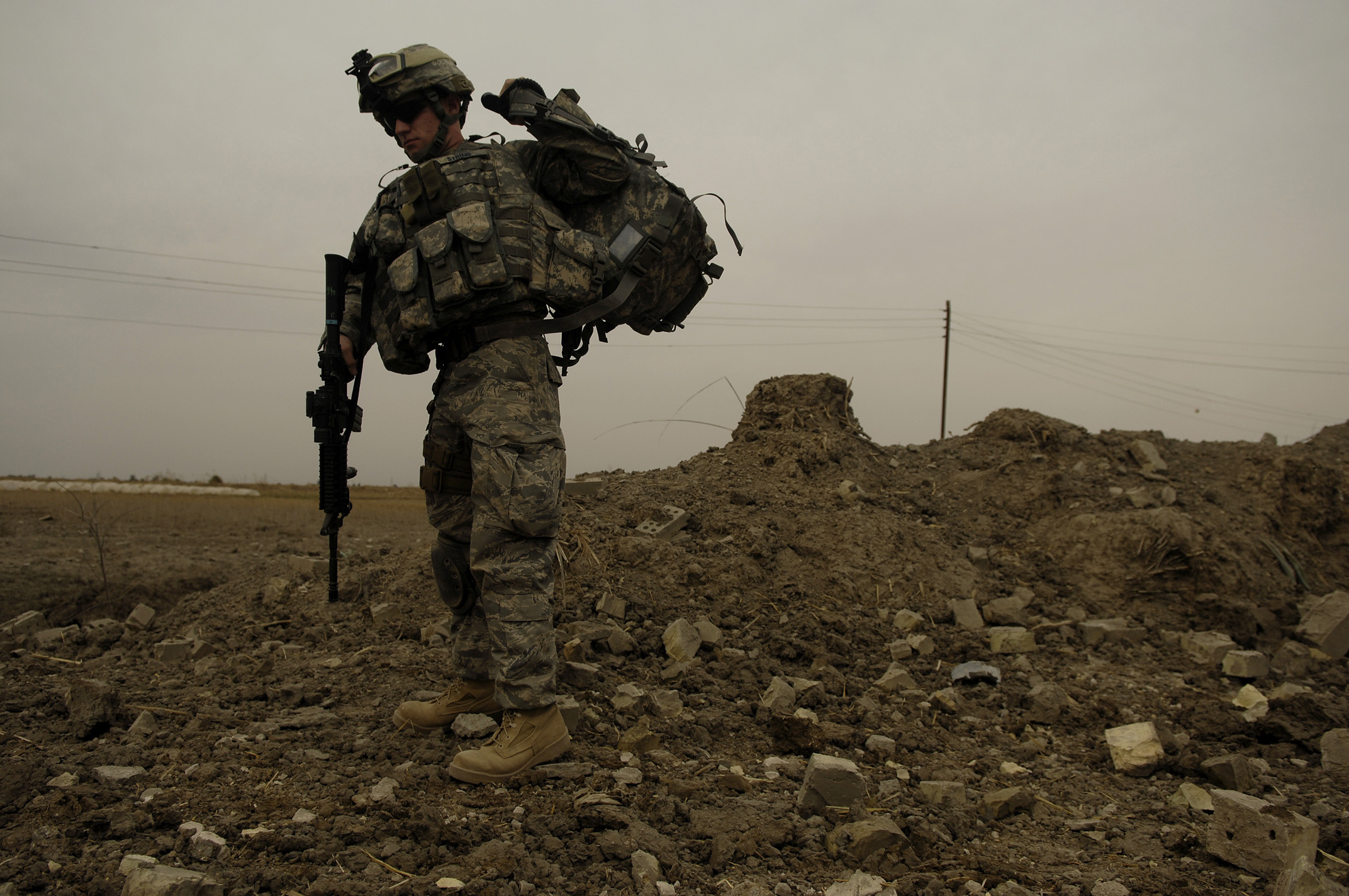 Command-and-control relationships critical to close air support mission ...