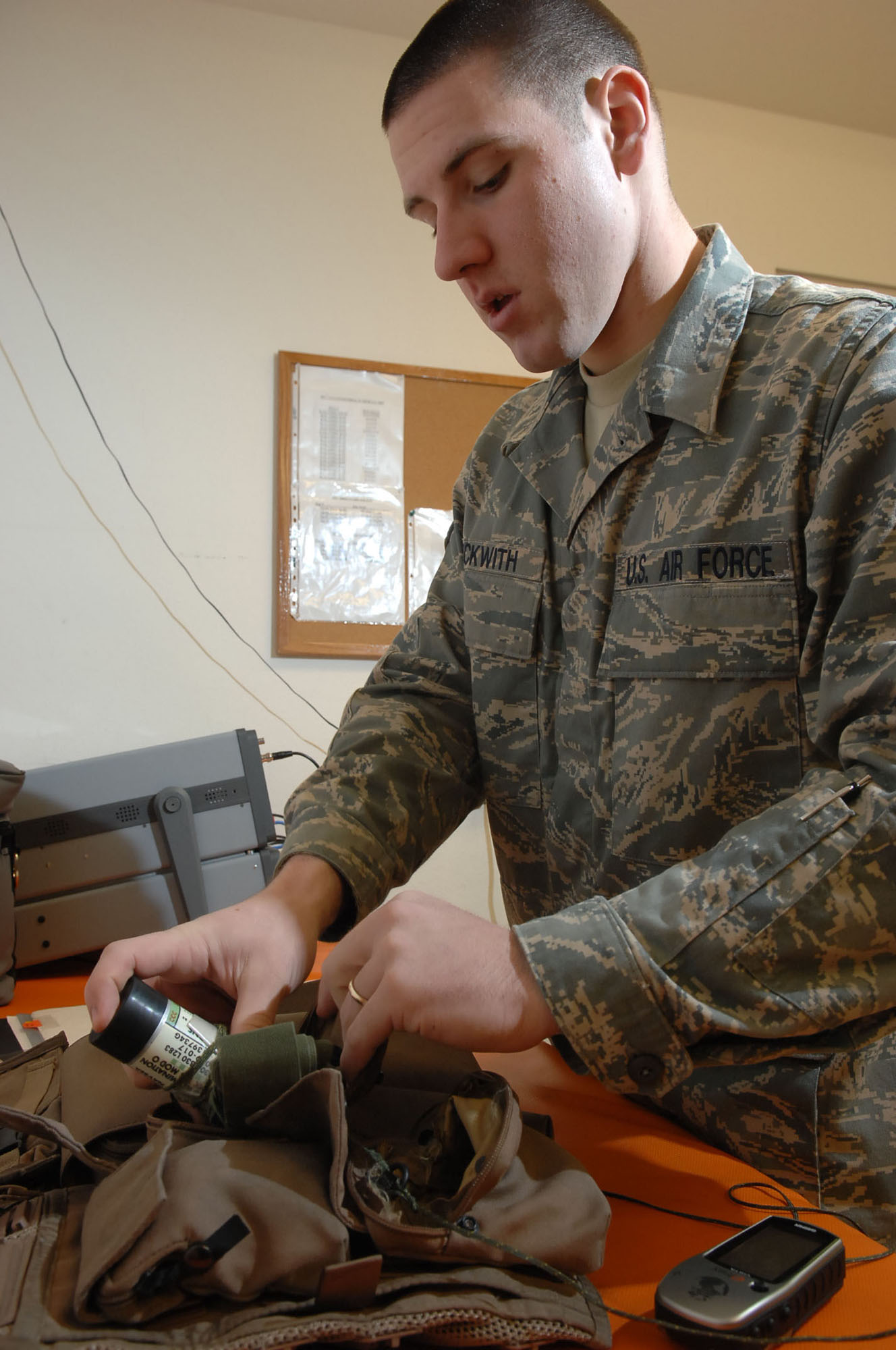 OSS orchestrates flying mission behind the scenes > Mountain Home Air ...