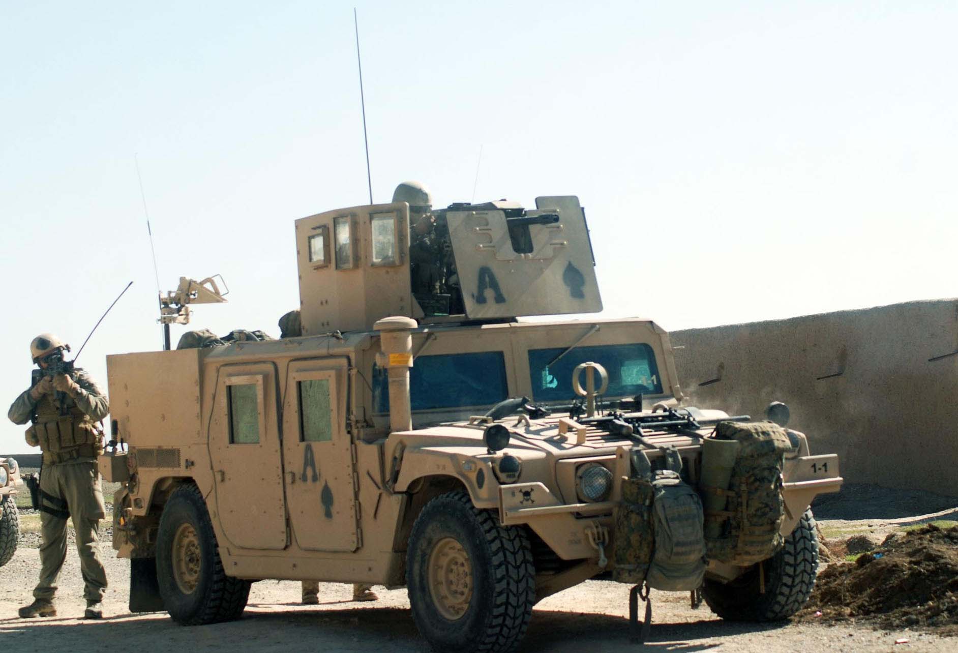 Marines with a Marine Special Operations Company take aim on Taliban ...