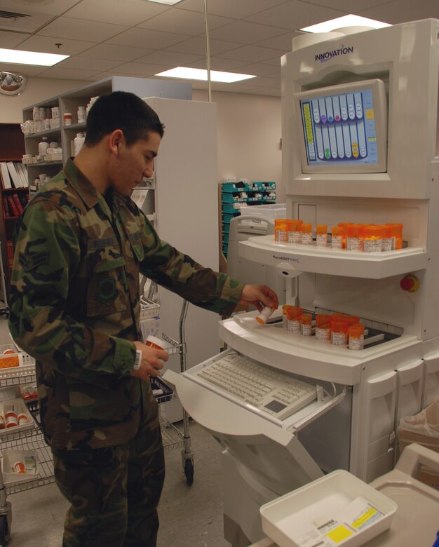 Technology in action at McGuire pharmacy > Joint Base McGuire-Dix ...