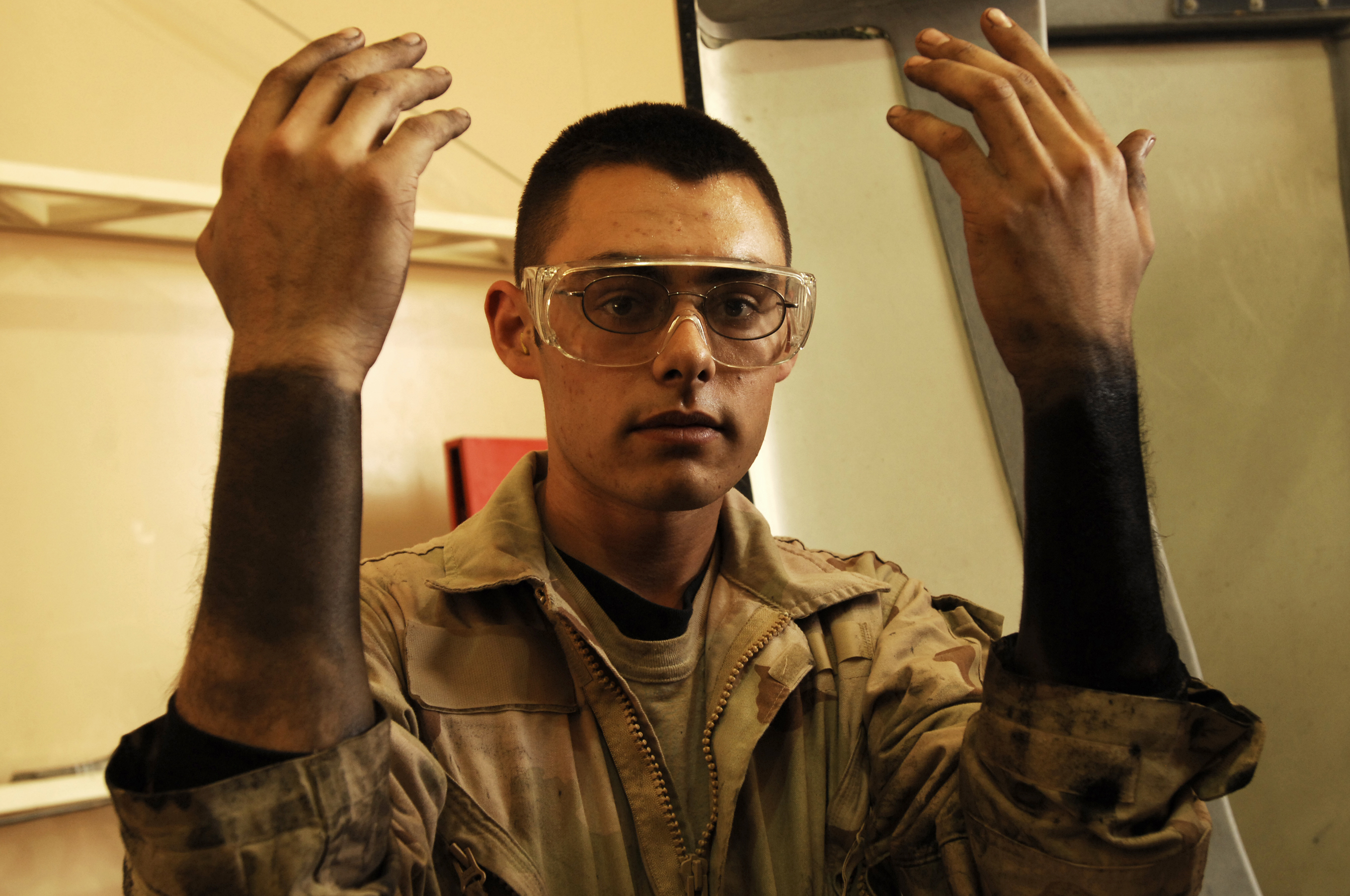 COMBAT TRUCKERS: Airmen support OIF ground convoy missions > Whiteman ...