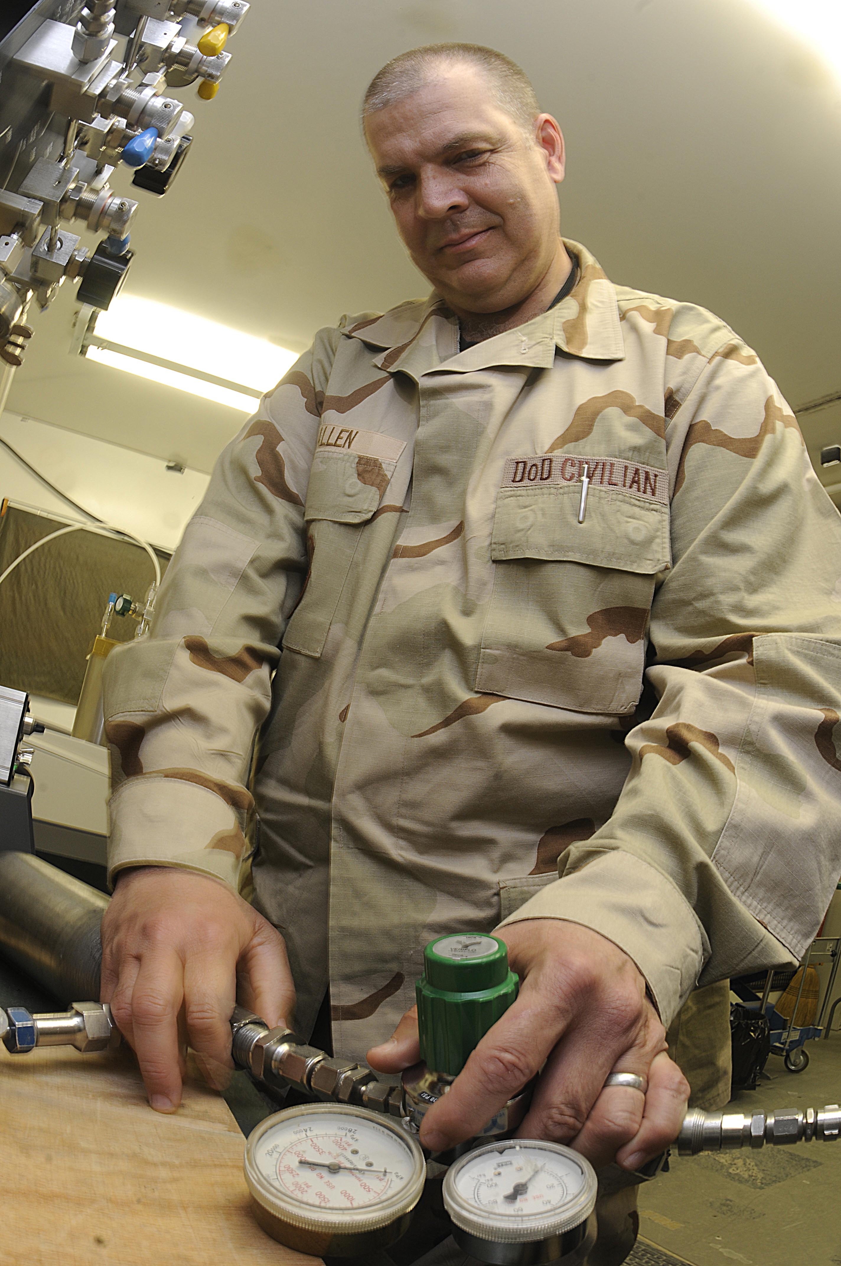 Aerospace fuels laboratory keeps mission flowing > U.S. Air Forces ...