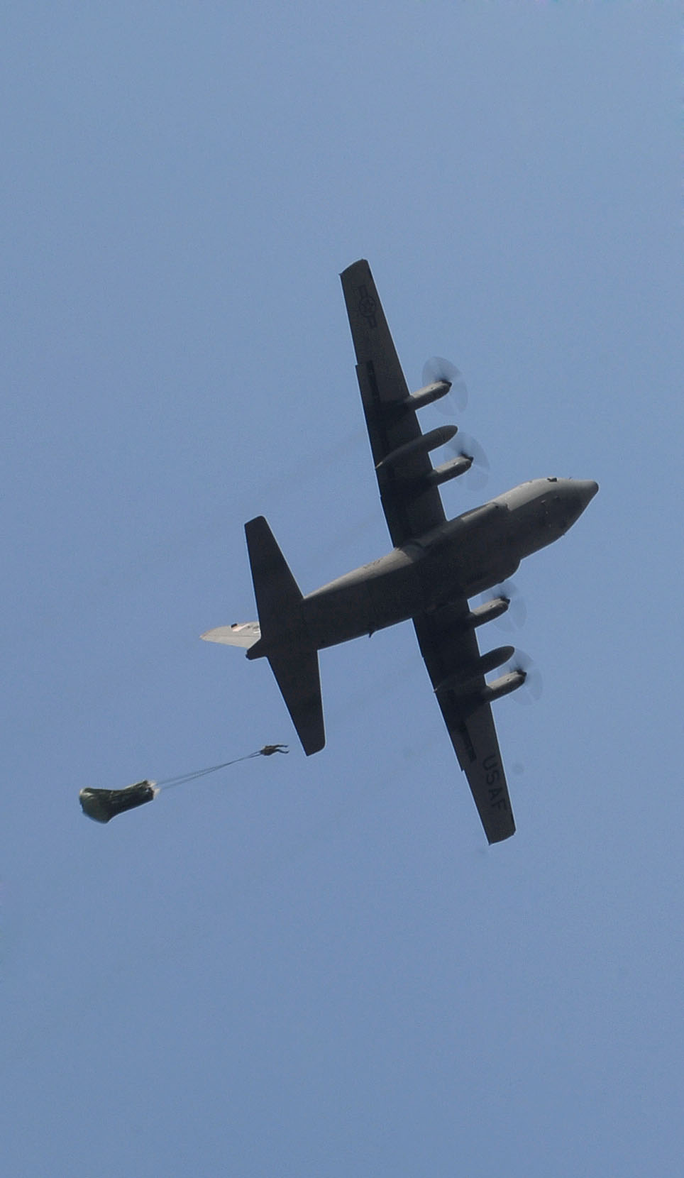 Six Ship formation flight > Yokota Air Base > Article Display