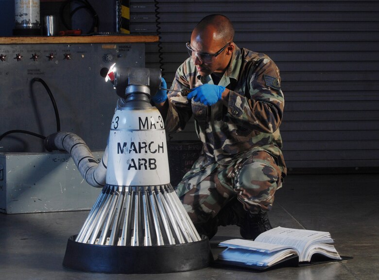 Maintainers keep drogues up to specs > U.S. Air Force > Article Display
