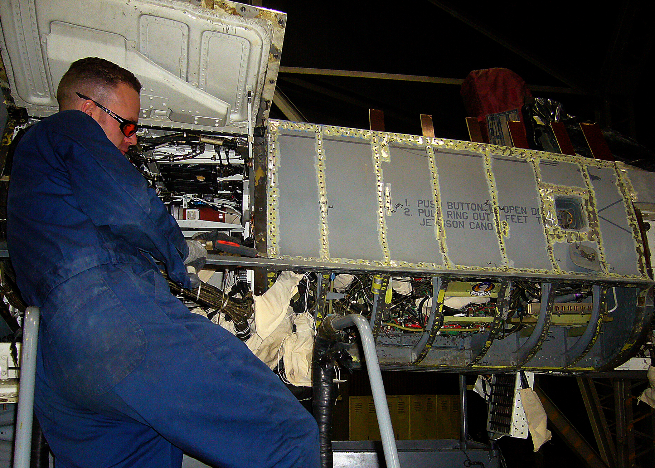 Kunsan aircraft go through phase inspection > Pacific Air Forces ...